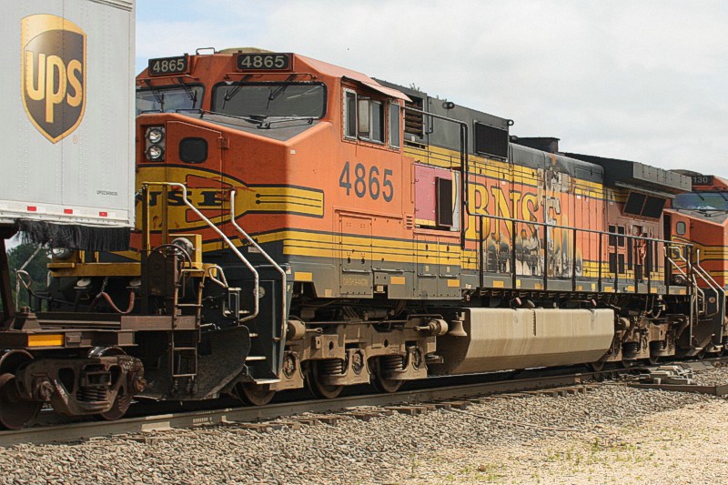 BNSF 4865
